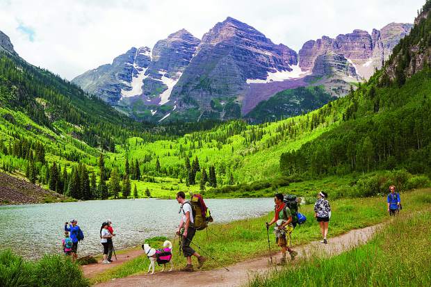 Record 320,500 visitors surge to Aspen’s Maroon Bells | AspenTimes.com